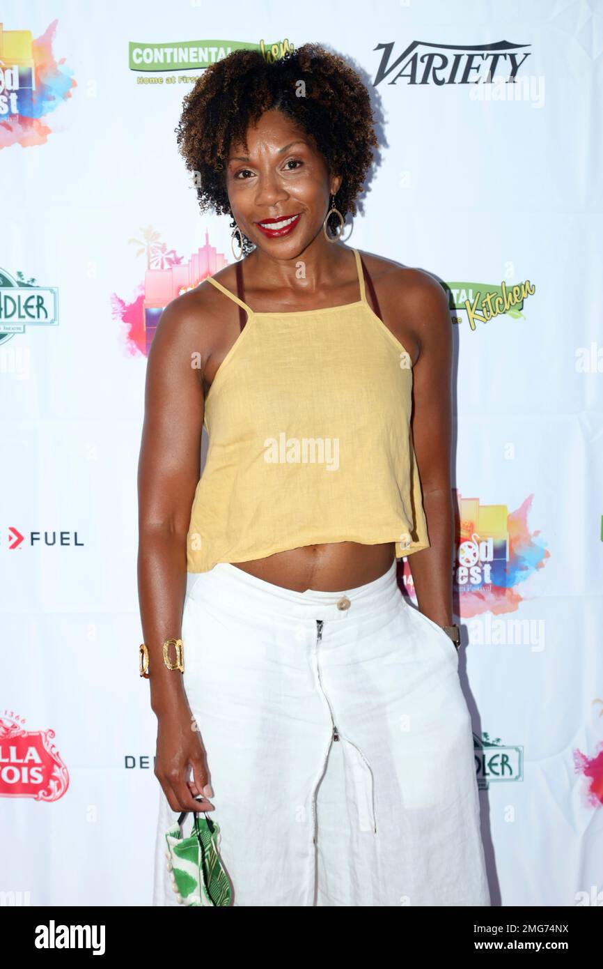 Kathryn Smith-McGlynn attends the world premiere of "Beautiful Dreamer ...