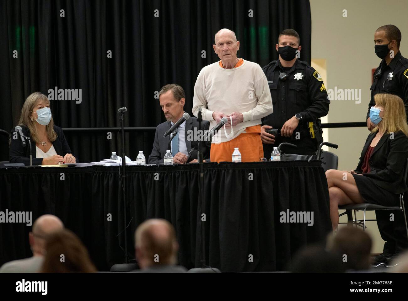 Joseph James DeAngelo offers a brief apology before being sentenced in ...