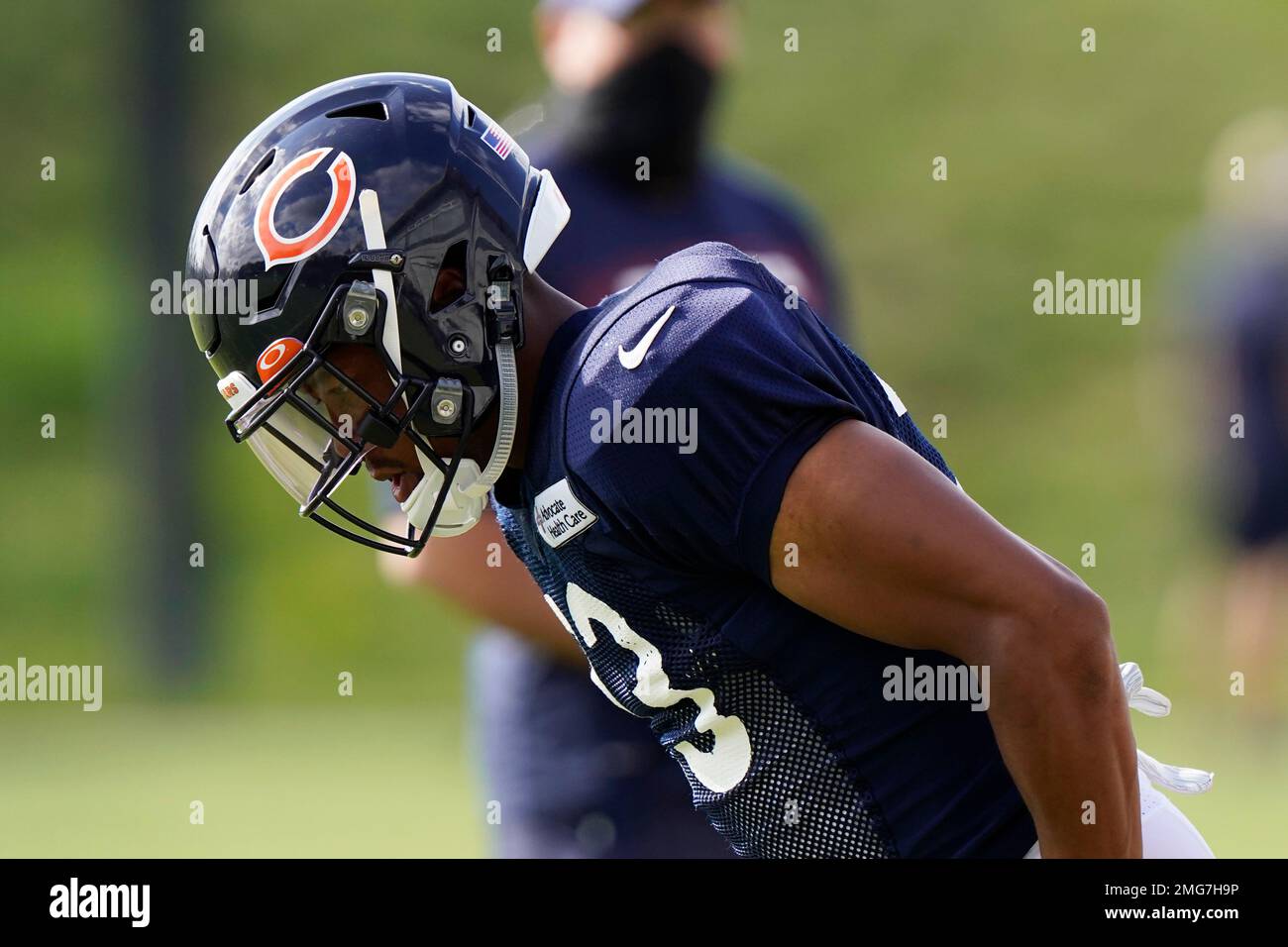 Chicago Bears defensive back Kyle Fuller warms up during an NFL ...