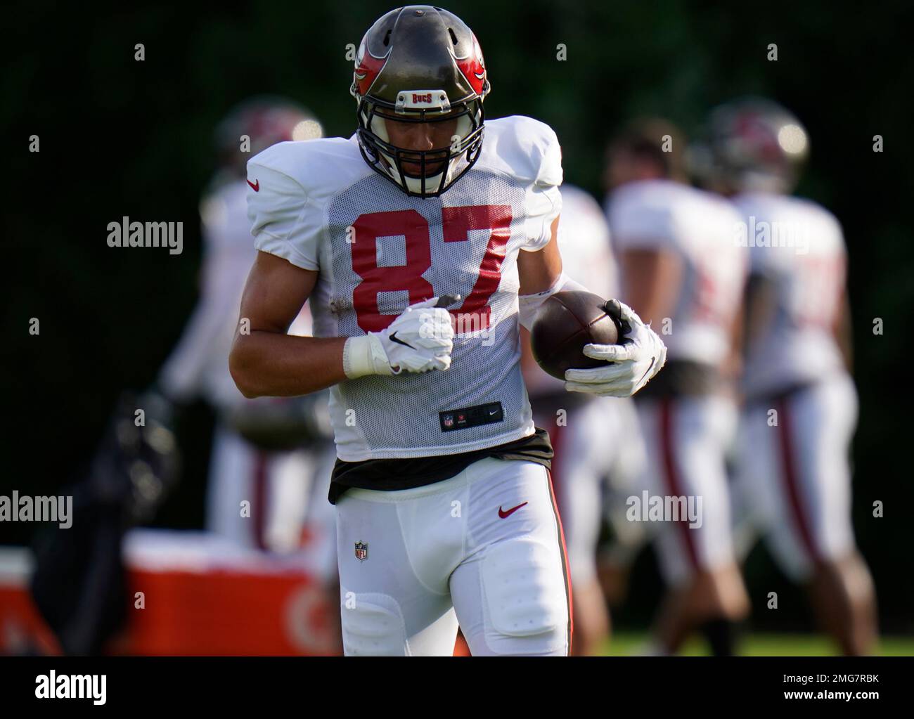Tampa Bay Buccaneers tight end Rob Gronkowski (87) runs with the ...