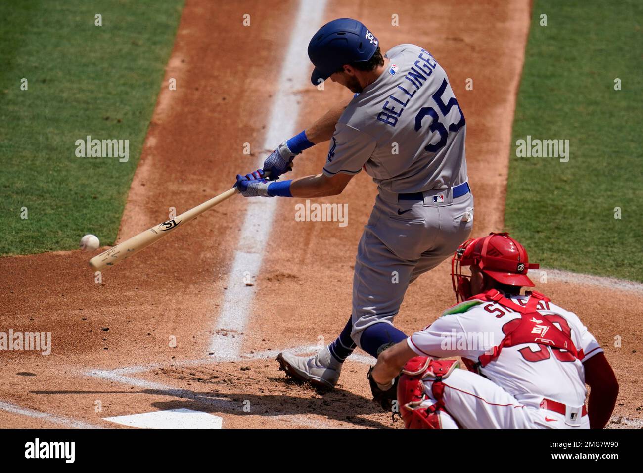 Los Angeles Dodgers' Cody Bellinger (35) hits against the Los Angeles ...