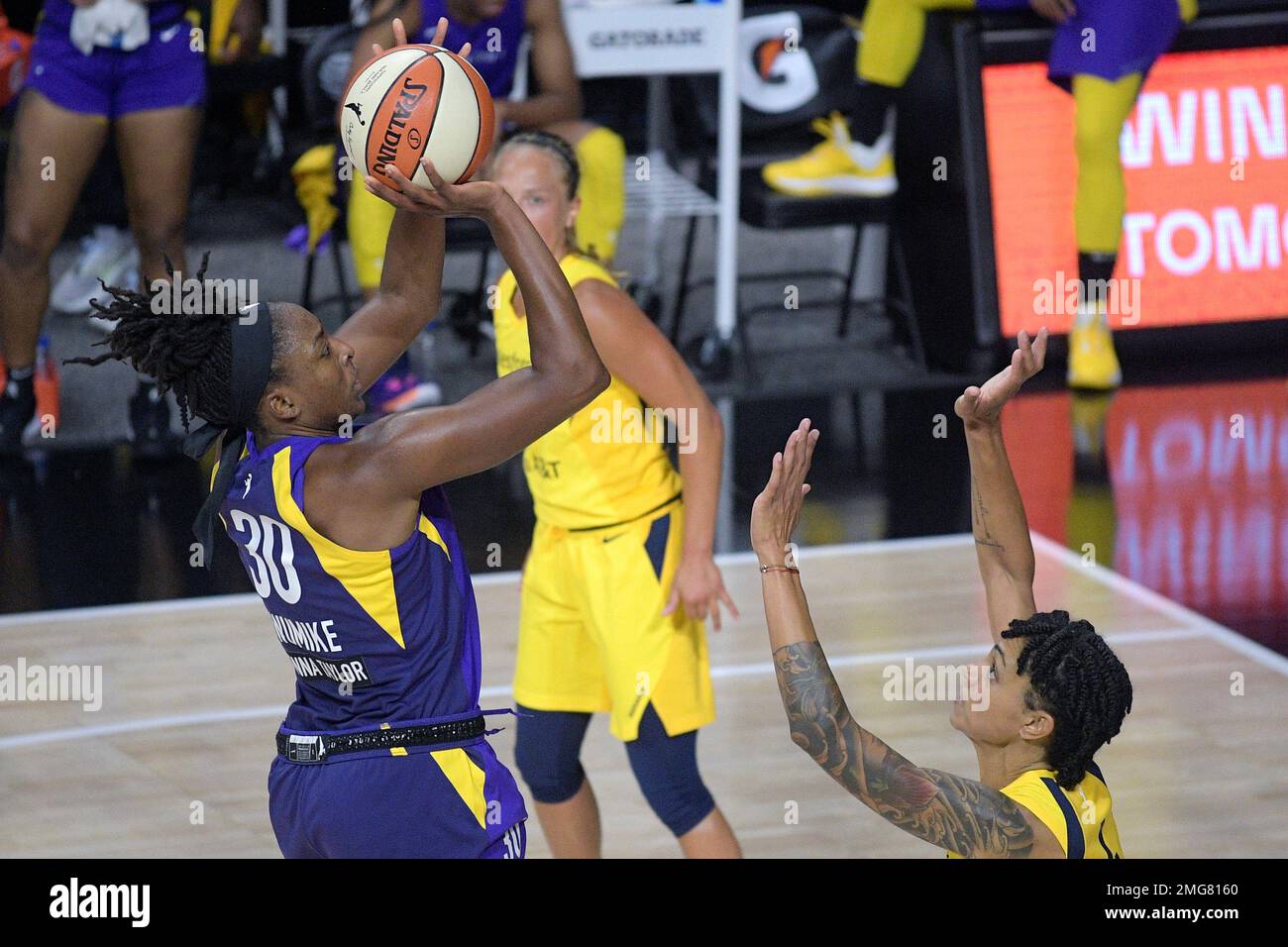 Los Angeles Sparks forward Nneka Ogwumike (30) goes up for a shot in ...
