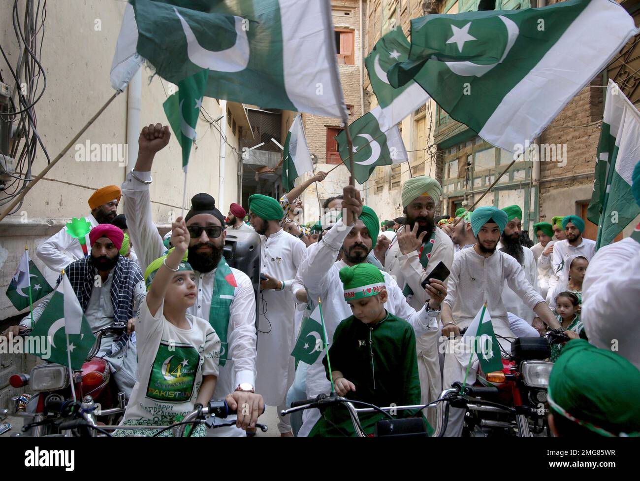 People of Pakistani Sikh community prepare for a rally to celebrate ...