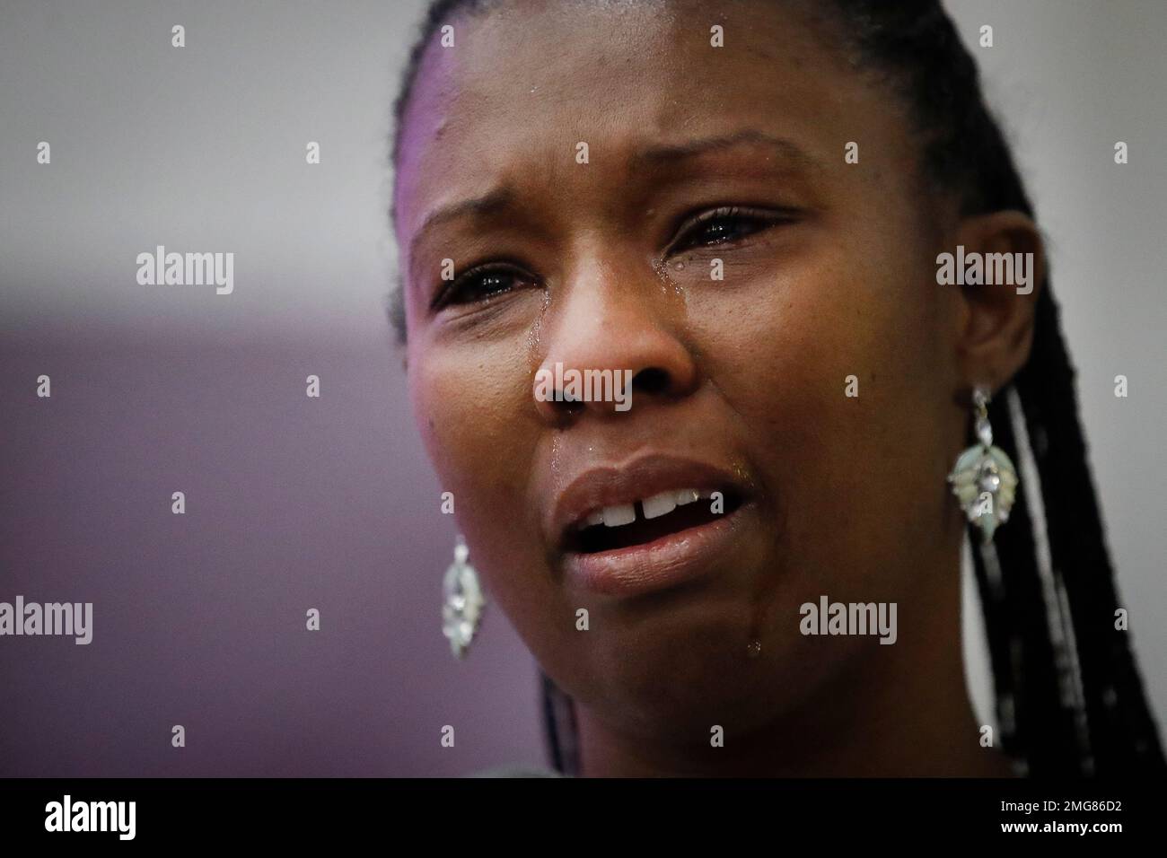 Erika Banks cries as she eulogizes her sister Lydia Nunez, who died ...