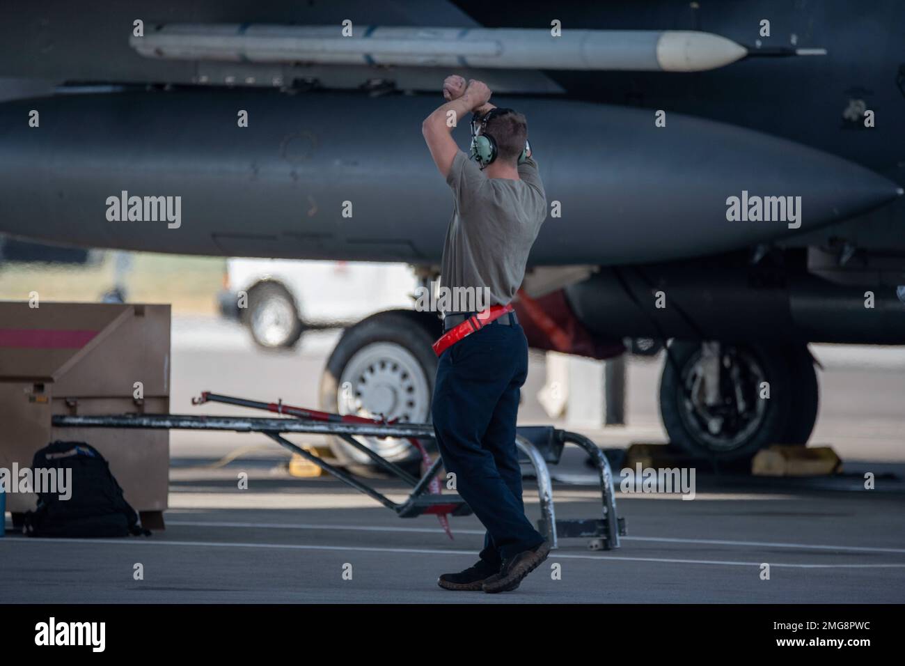 U.S. Air Force Airmen from the 389th Fighter Generation Squadron ...
