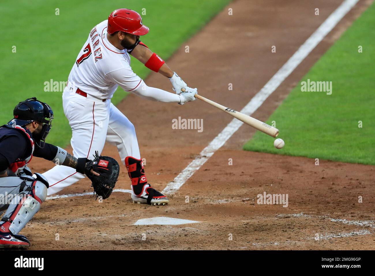 Cincinnati Reds' Eugenio Suarez (7) bats during a baseball game against ...