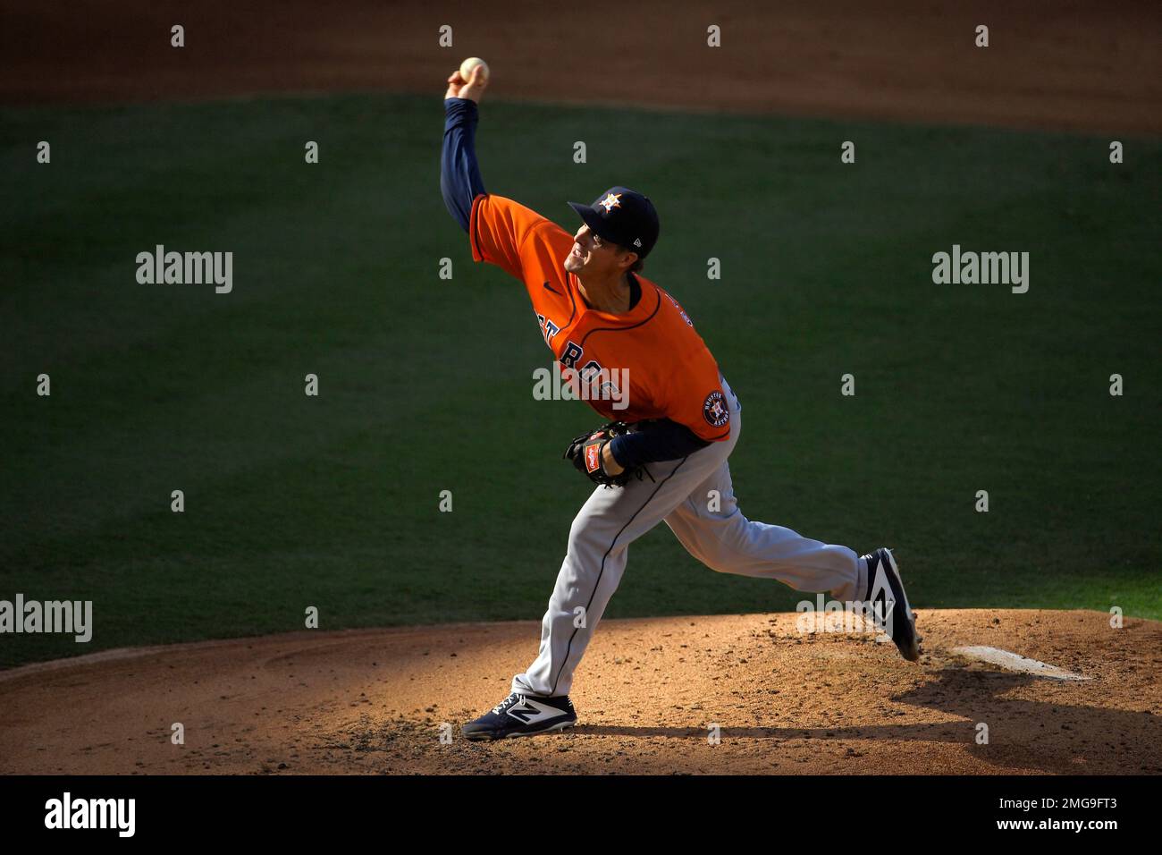 Houston Astros starting pitcher Zack Greinke throws during the fourth ...