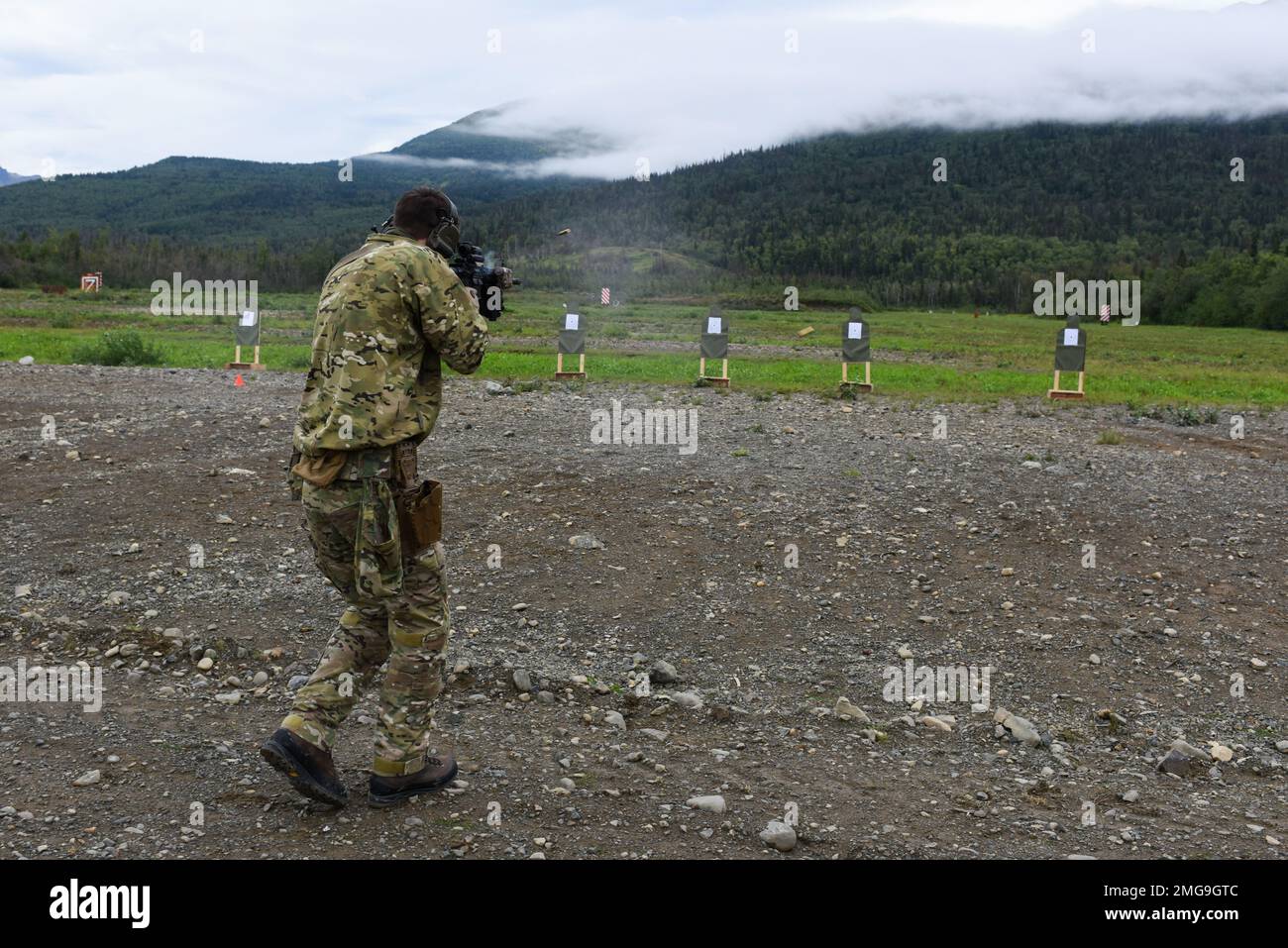 U.S. Air Force Capt. Travis Hunt, right, a tactical air control party ...