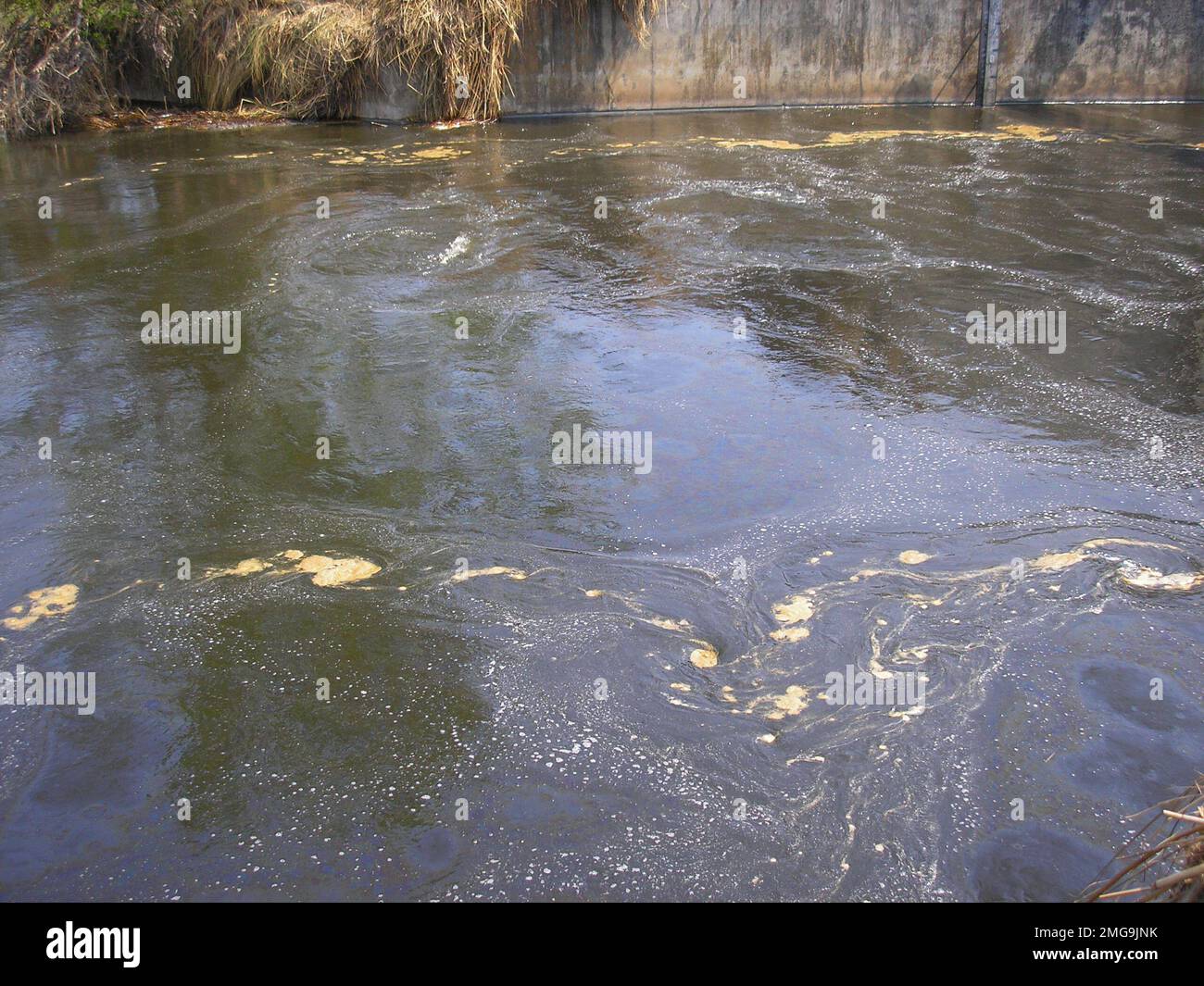 Pollution - ESU St. Louis Response - North Bass - 26-HK-229-143. JUST ...