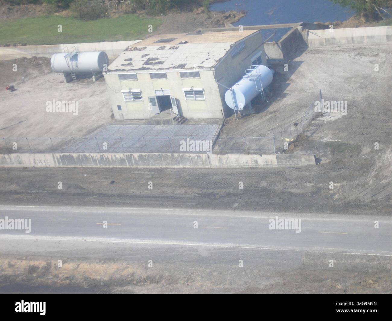 Pollution - ESU St. Louis Response - North Bass - 26-HK-229-164. AERIAL ...