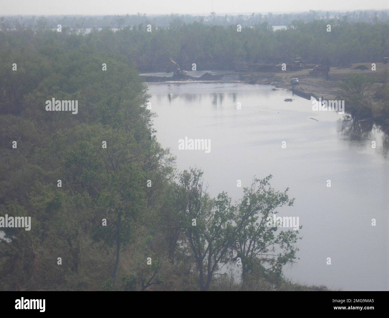 Pollution - ESU St. Louis Response - North Bass - 26-HK-229-178. AERIAL ...