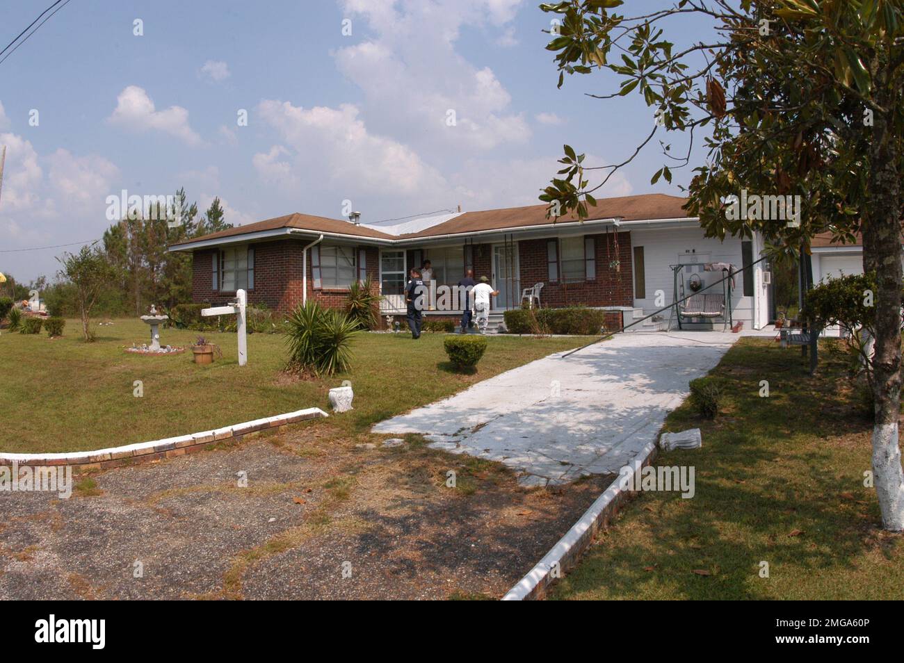 Miscellaneous - Katrina and Rita - 26-HK-431-145. Hurricane Katrina ...