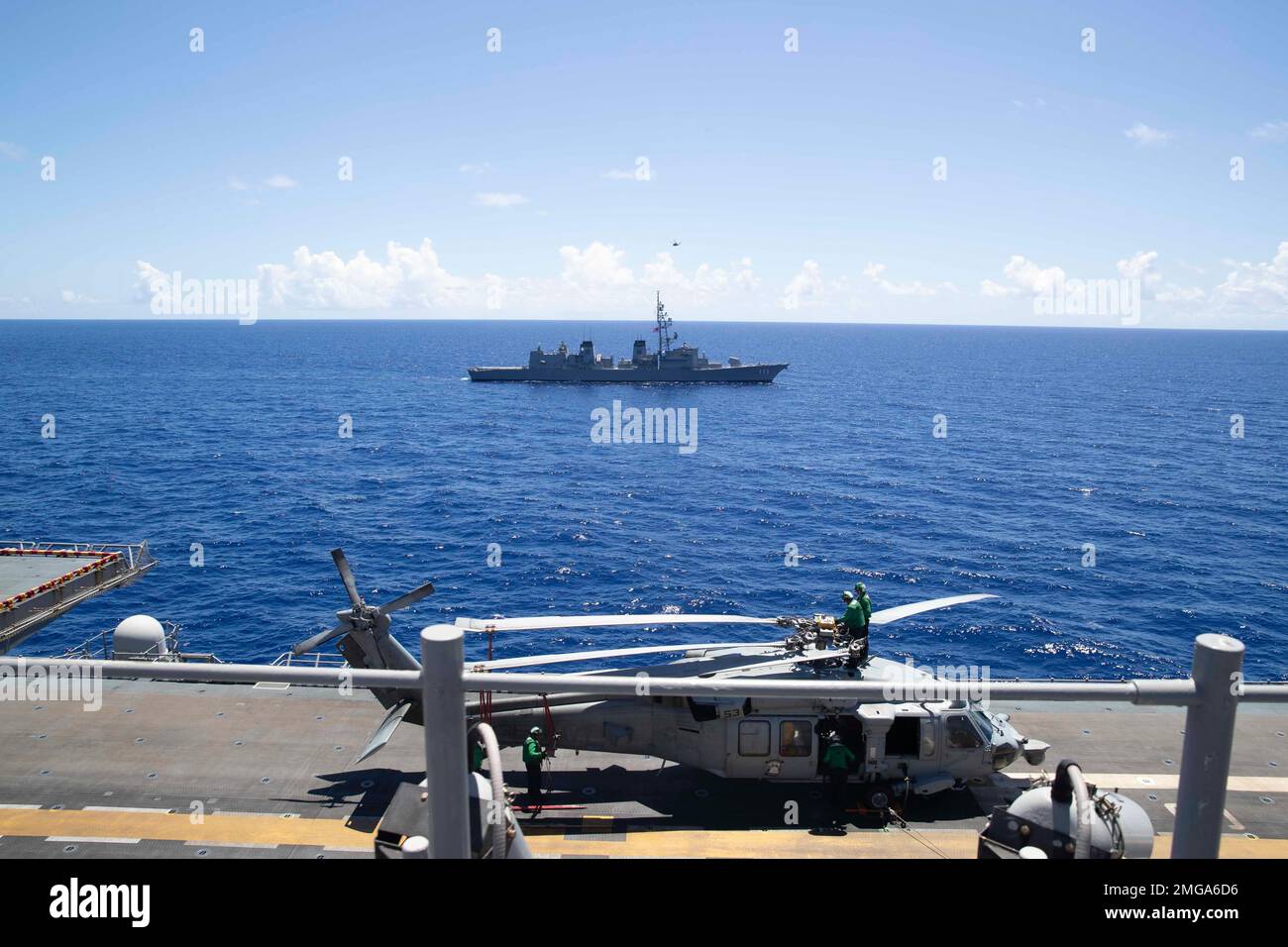 220823-N-IL330-1220 PHILIPPINE SEA (Aug. 23, 2022) – The Japan Maritime ...