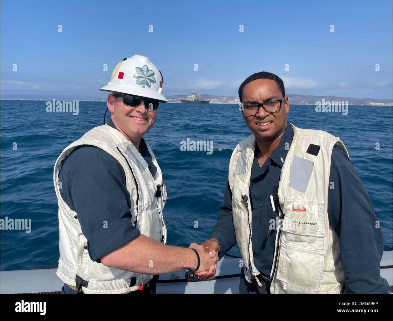 Surface warfare officer hi-res stock photography and images - Alamy