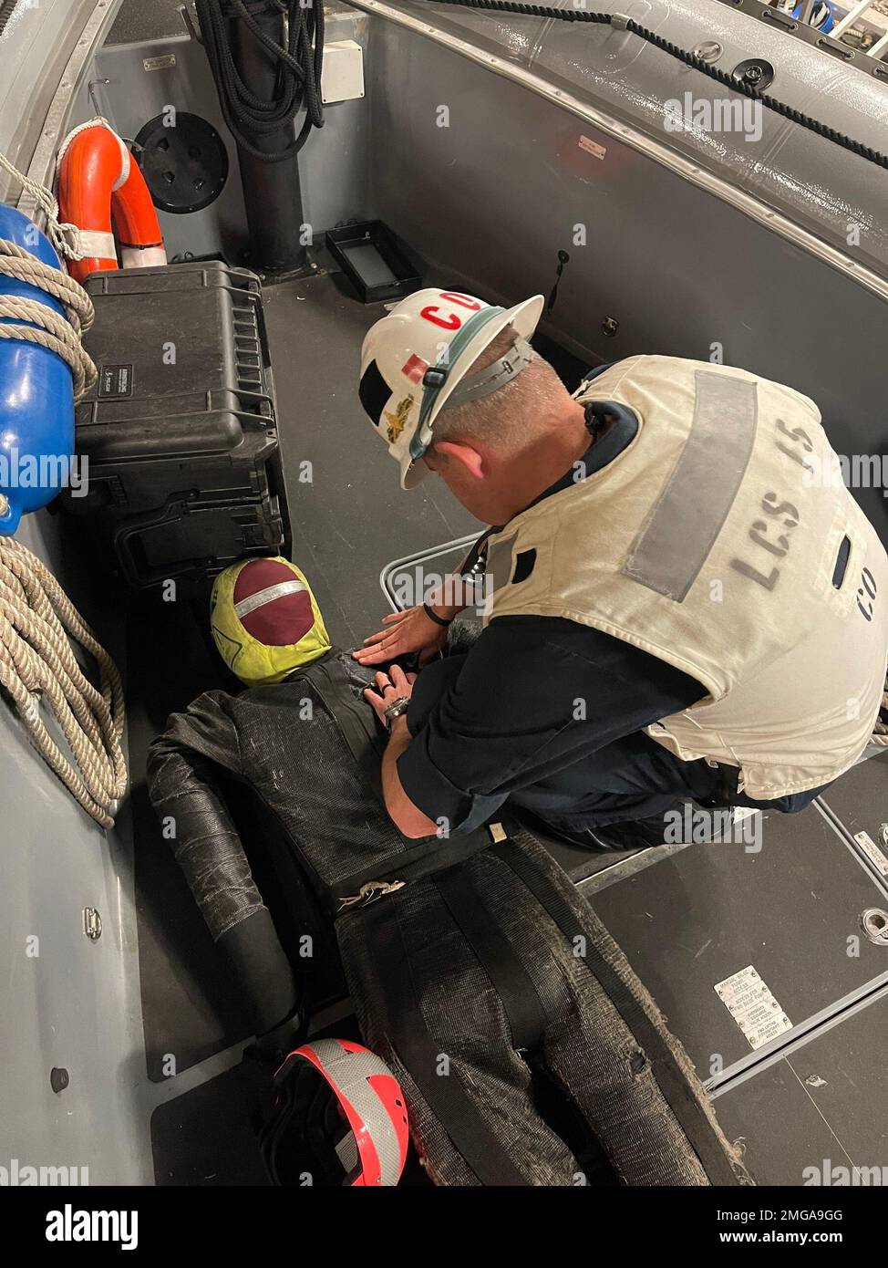 220822-N-N3764-1001 Manta, Ecuador - (Aug. 22, 2022) — Cmdr. Brett ...