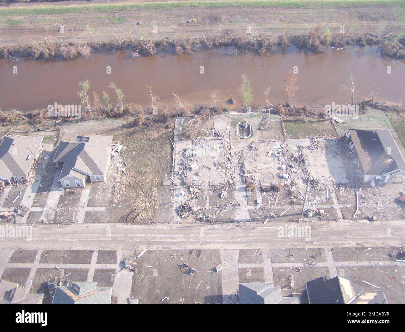 Pollution - ESU St. Louis Response - Miscellaneous - 26-HK-254-62. Overflight. Hurricane Katrina ...