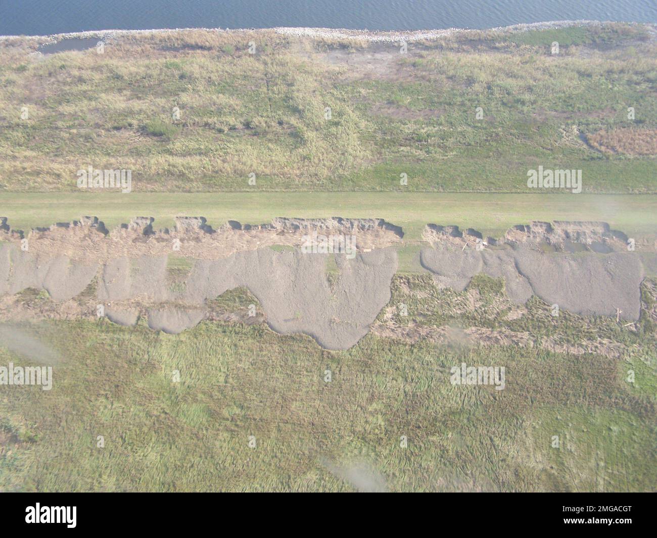 Pollution - ESU St. Louis Response - Miscellaneous - 26-HK-254-100. Overflight. Hurricane ...