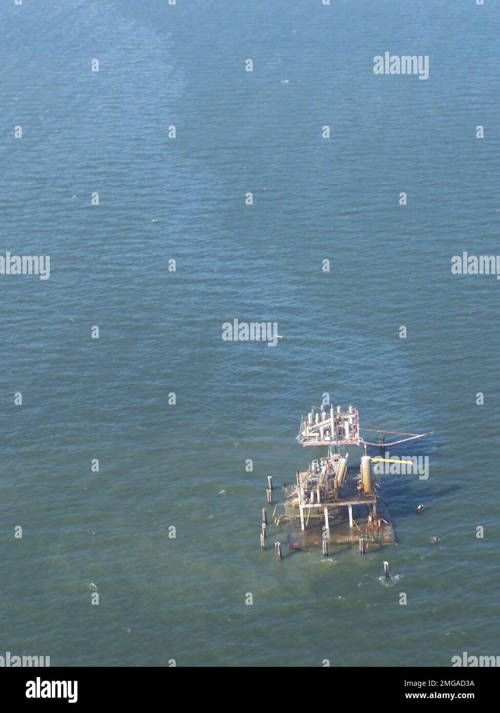 Pollution - ESU St. Louis Response - Miscellaneous - 26-HK-254-110. Overflight. Hurricane ...