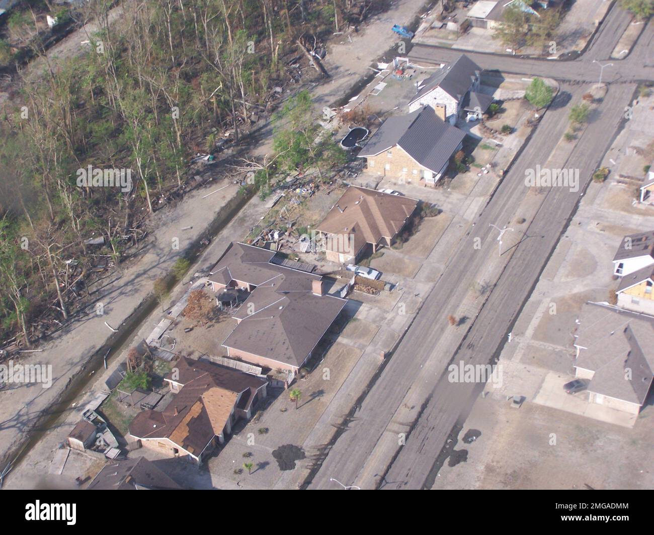 Pollution - ESU St. Louis Response - Miscellaneous - 26-HK-254-150. Overflight. Hurricane ...