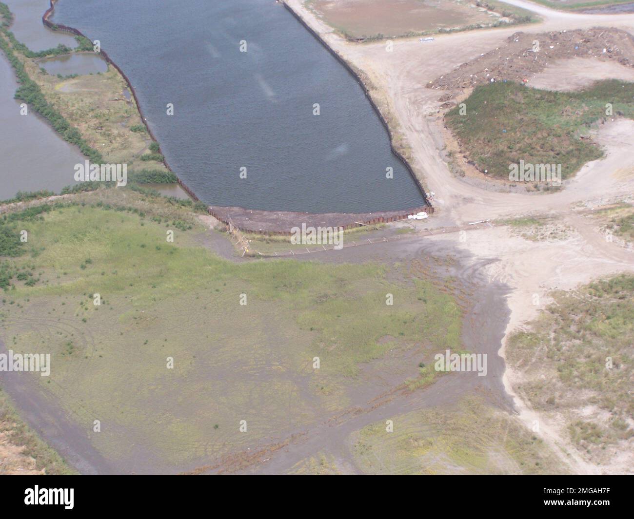 Pollution - ESU St. Louis Response - Miscellaneous - 26-HK-254-314. Overflight. Hurricane ...