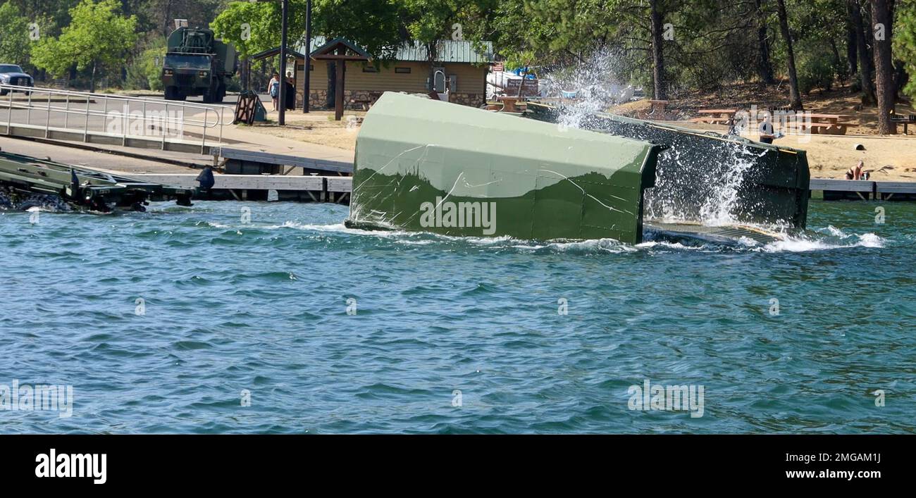 The 132nd Multi-Role Bridge Company, talks about the new M30 Boat and ...