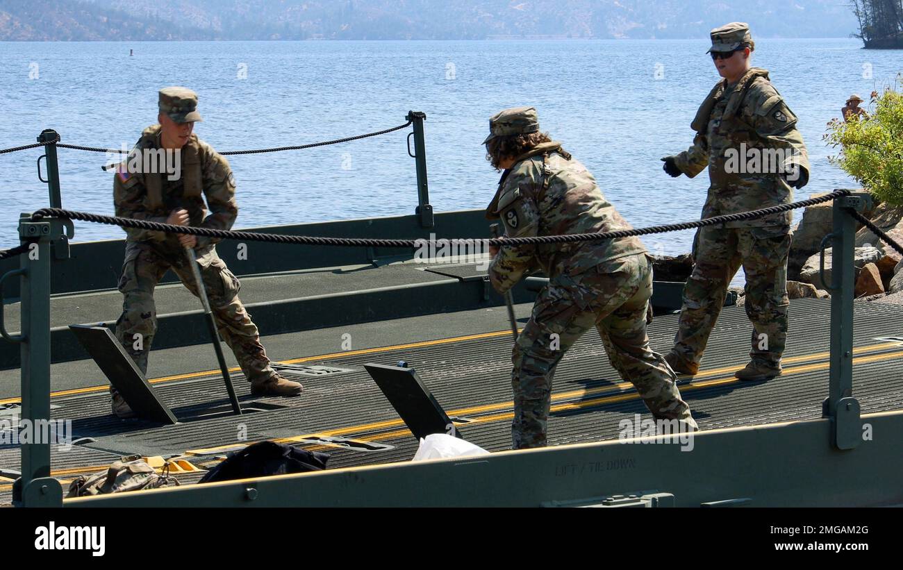 The 132nd Multi-Role Bridge Company, talks about the new M30 Boat and ...
