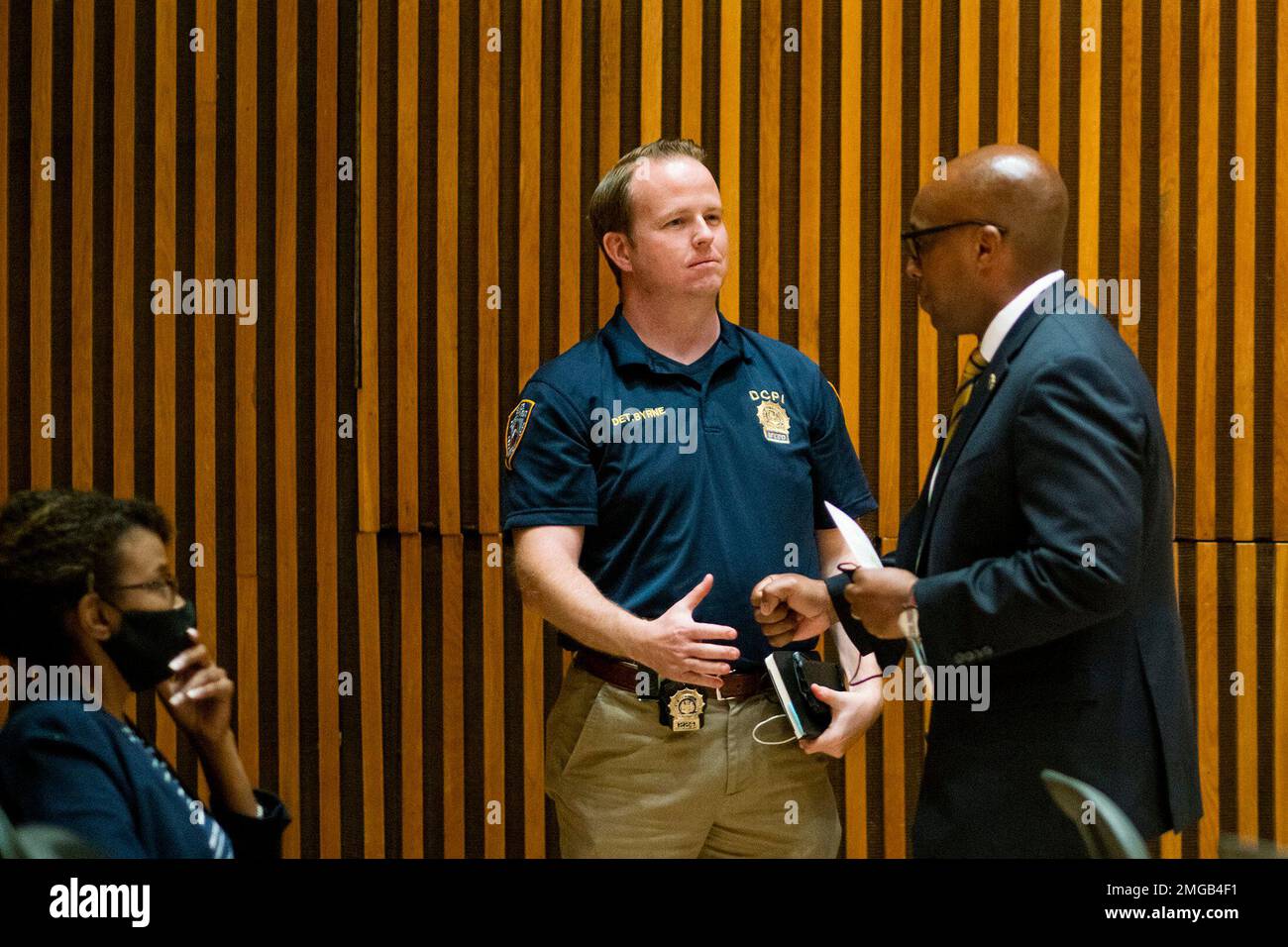 New York City Police Department Chief of Patrol Rodney Harrison shakes ...