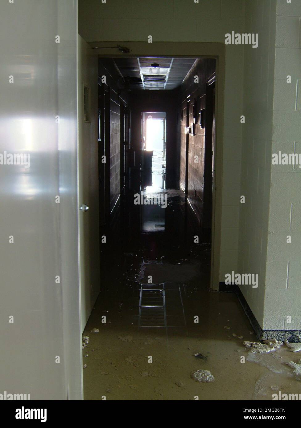 Coast Guard Structures - Air Stations - New Orleans - 26-HK-95-251 ...