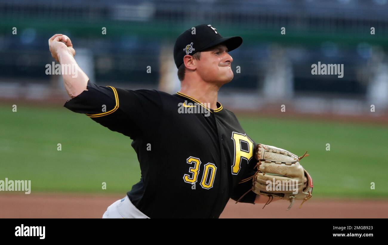 Pittsburgh Pirates pitcher Kyle Crick delivers during an intrasquad ...