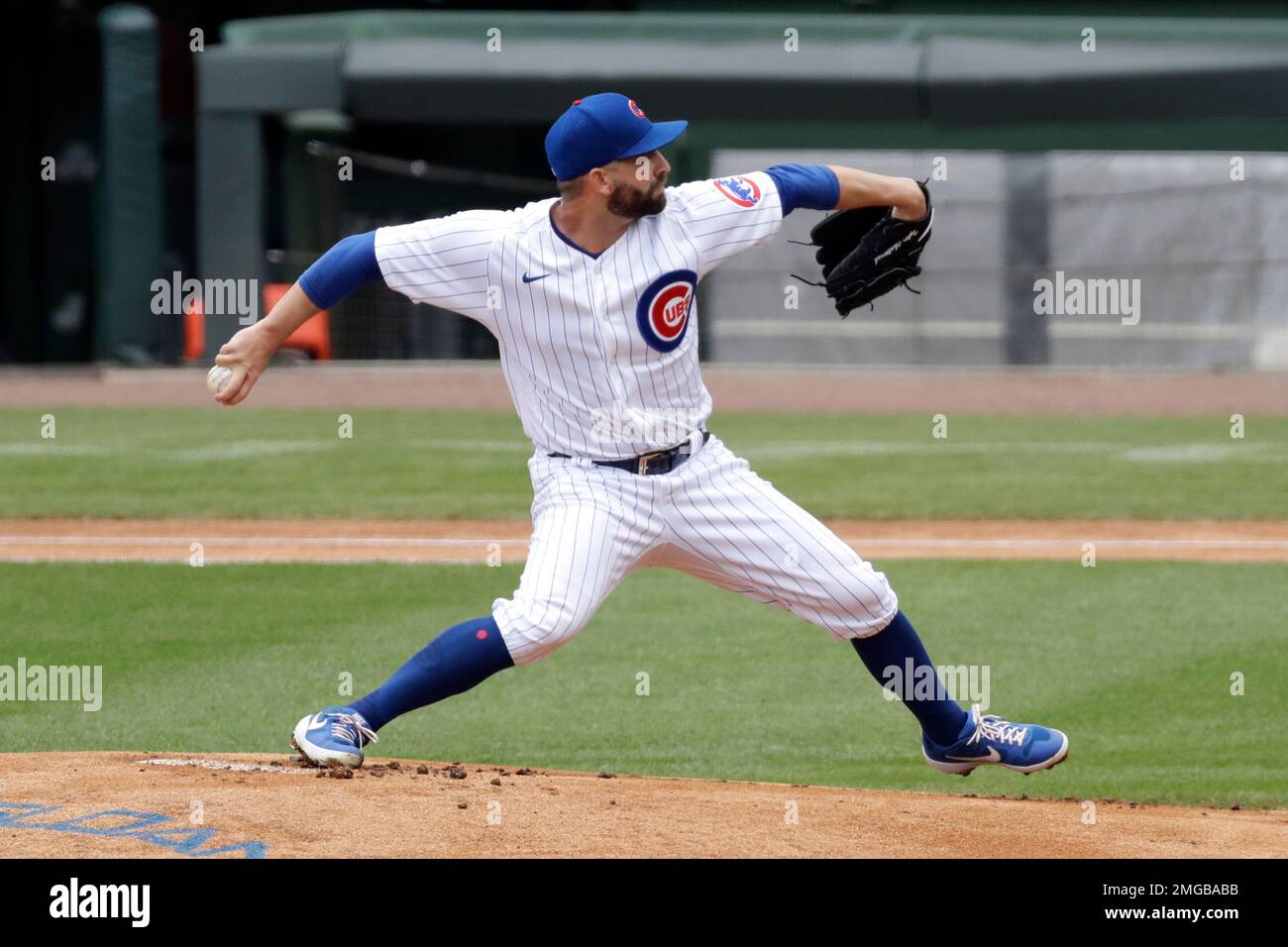 Chicago Cubs pitcher Tyler Chatwood throws the ball during an intra ...