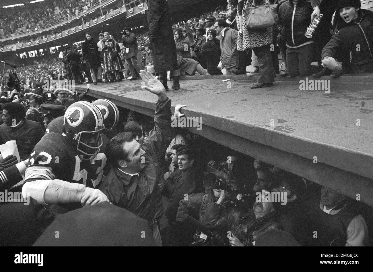 FILE- In this Dec. 24, 1972, file photo, Washington Redskins coach ...