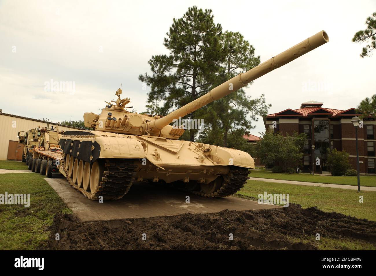Soldiers with Charlie Company, 87th Division Sustainment Support ...