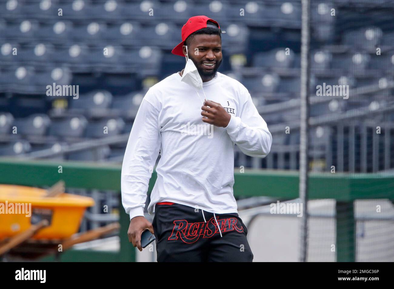 Pittsburgh Pirates Gregory Polanco arrives for a team workout at a ...