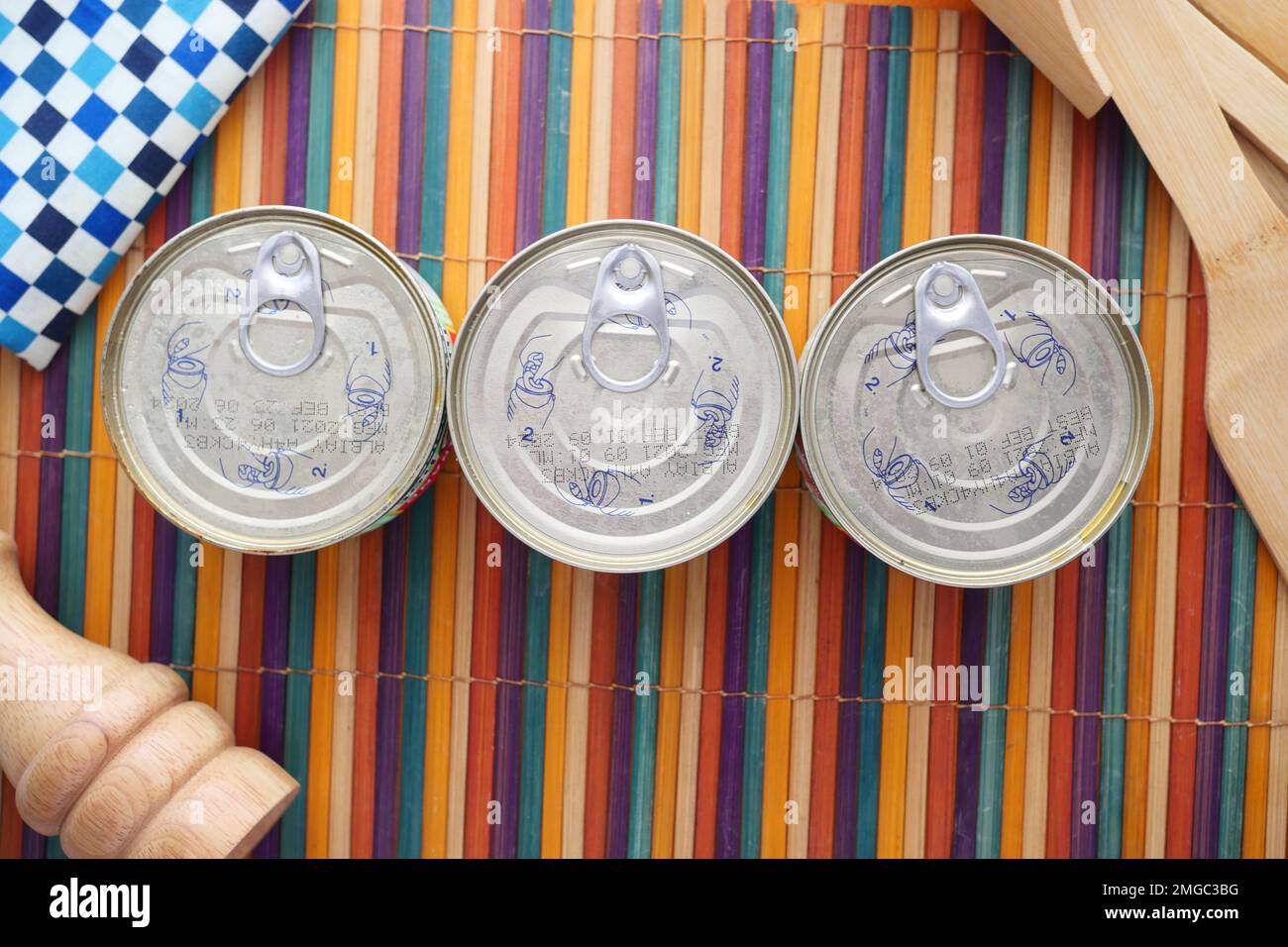 expire date on food can on white background Stock Photo - Alamy