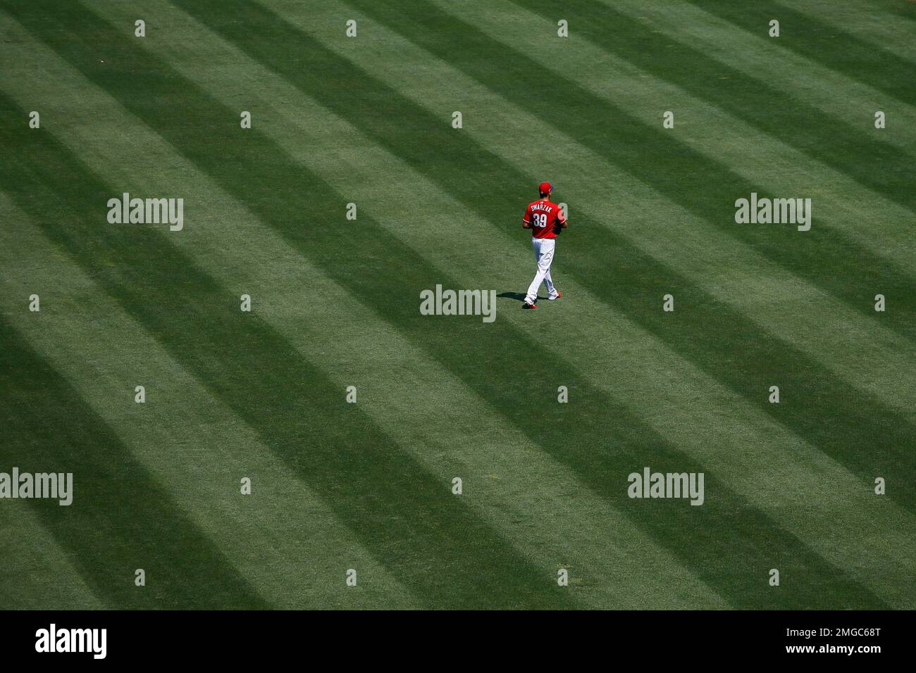 Philadelphia Phillies' Anthony Swarzak walks to the bullpen during ...