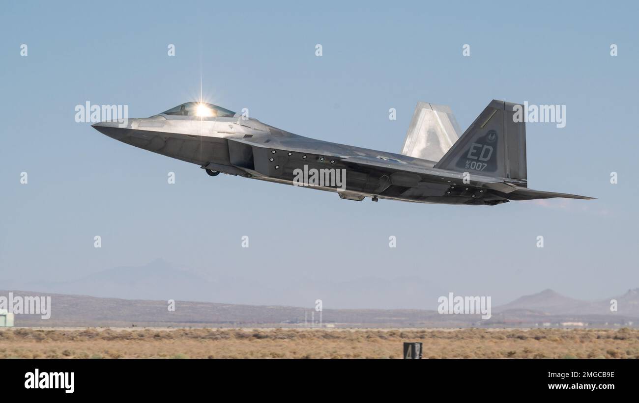 An F-22 Raptor from the 411th Flight Test Squadron, 412th Test Wing ...