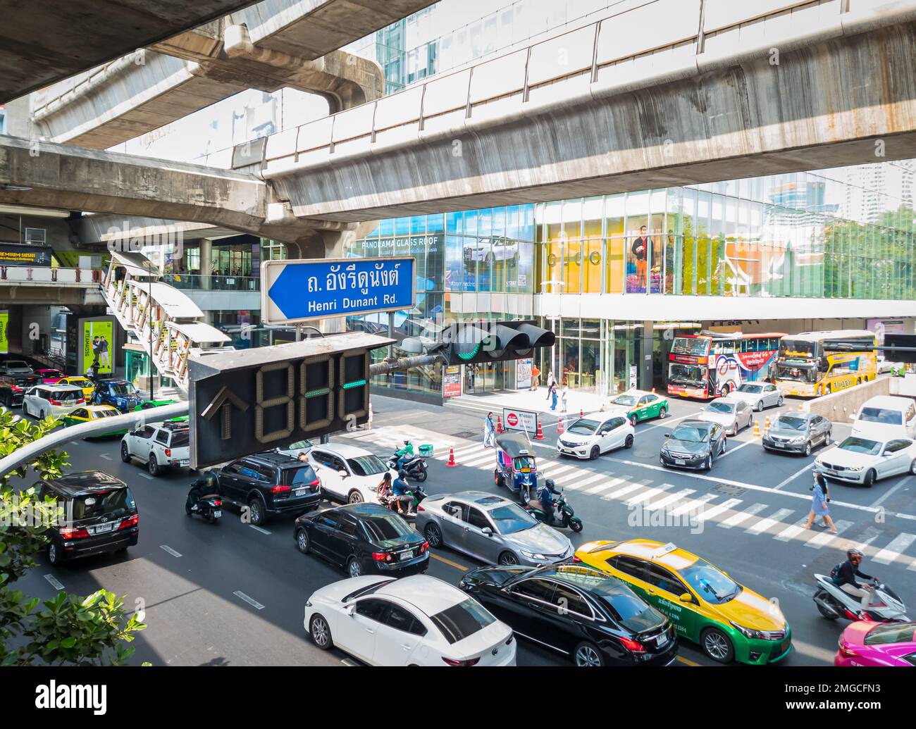 Bangkok, Thailand - January 14, 2023: Traffic in front of Siam Paragon ...