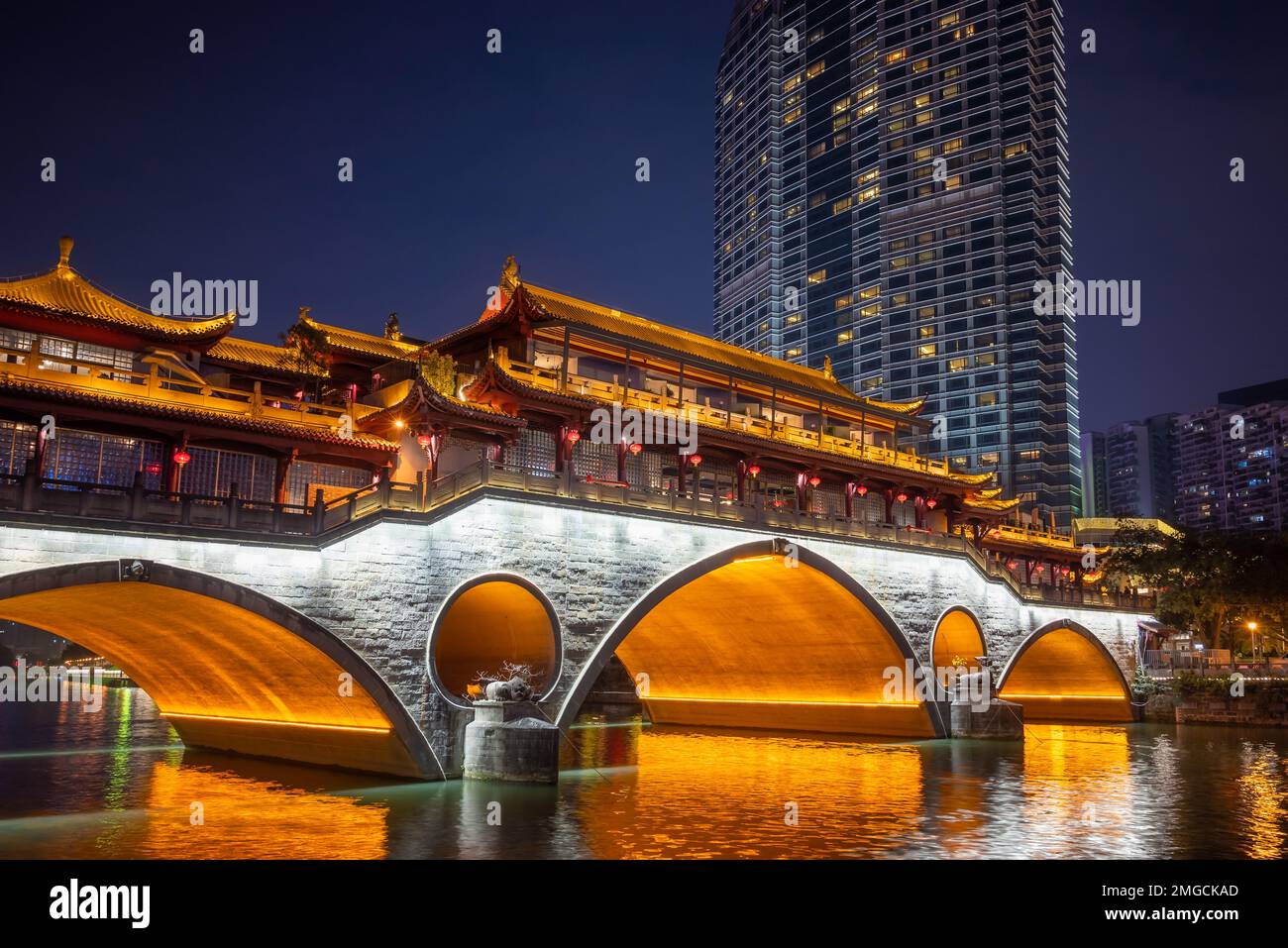 Chengdu Anshun bridge and Jinjiang river at night Stock Photo - Alamy