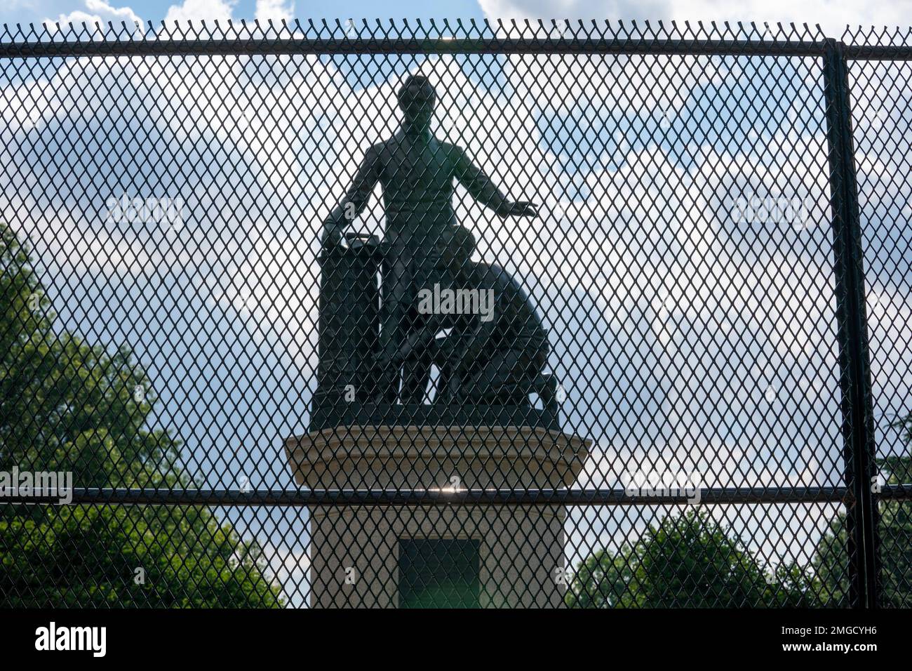Barriers are erected around the Emancipation Memorial in Washington ...