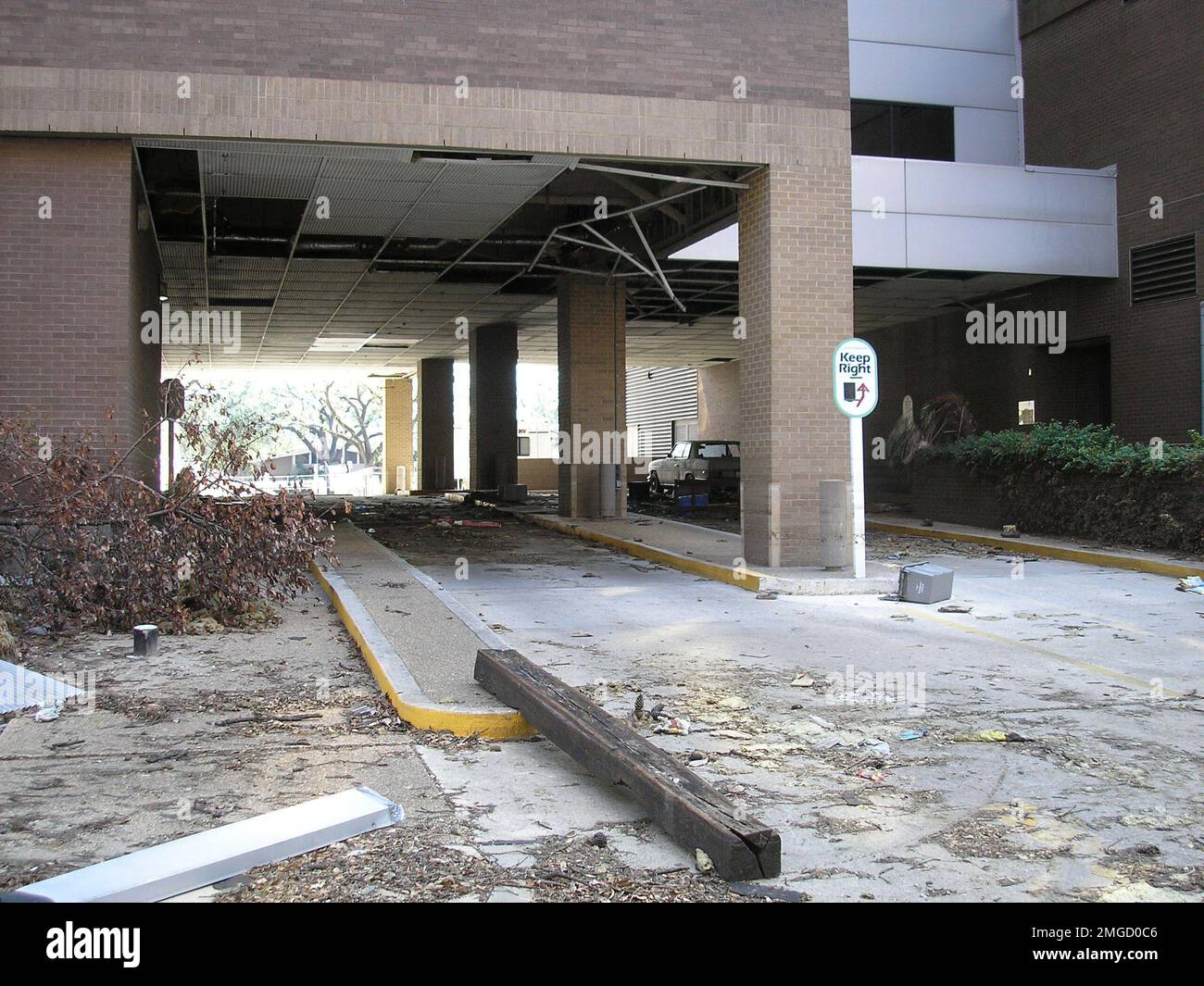 Pollution - ESU St. Louis Response - Miscellaneous - 26-HK-255-32 ...