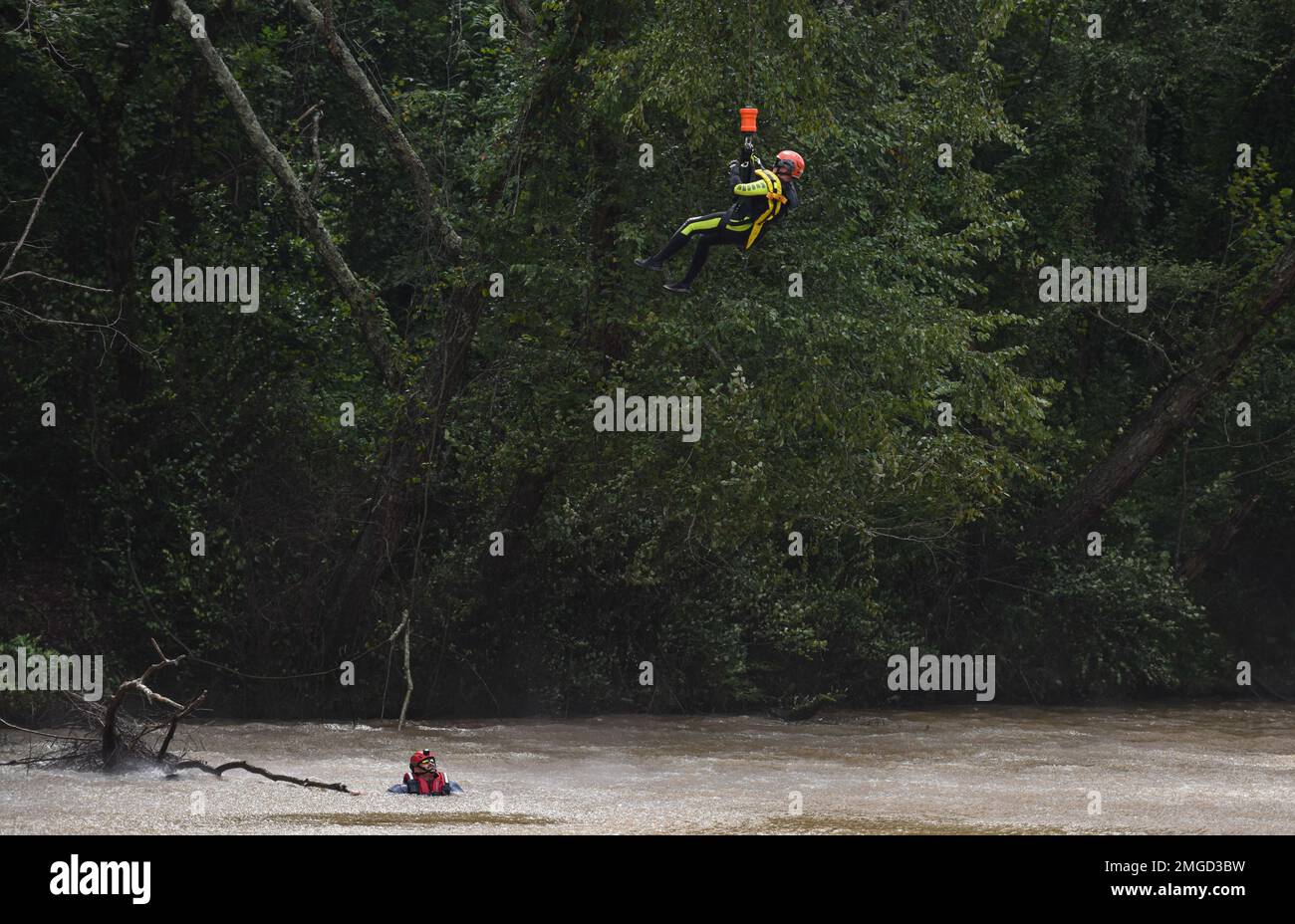 U.S. Army National Guard Soldiers and first responders-rescuers with ...