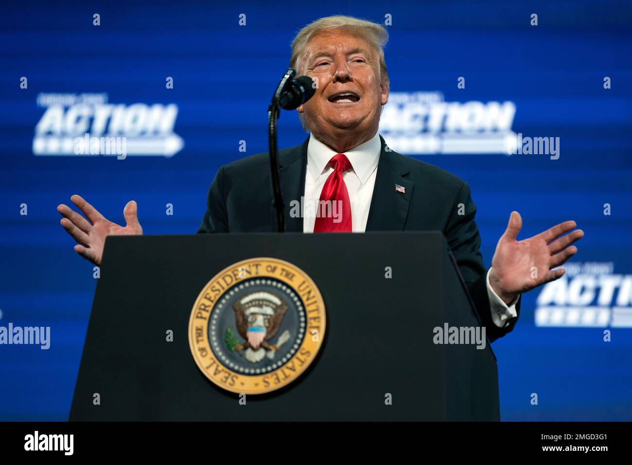 President Donald Trump speaks to a group of young Republicans at Dream ...
