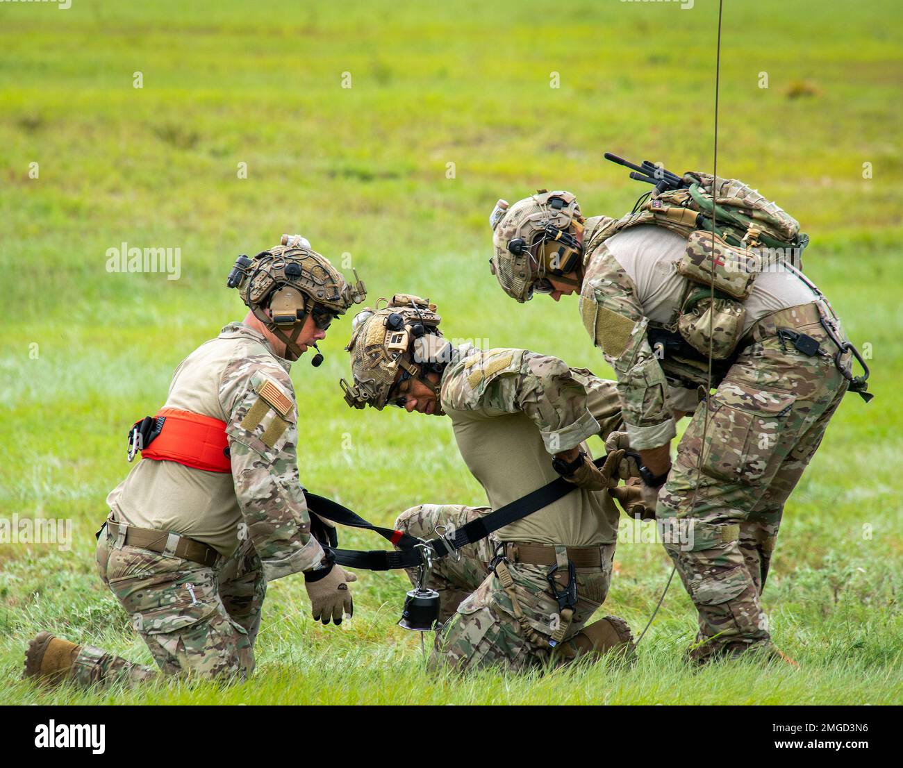 Tactical Air Control Party Airmen from the 20th Air Support Operations ...