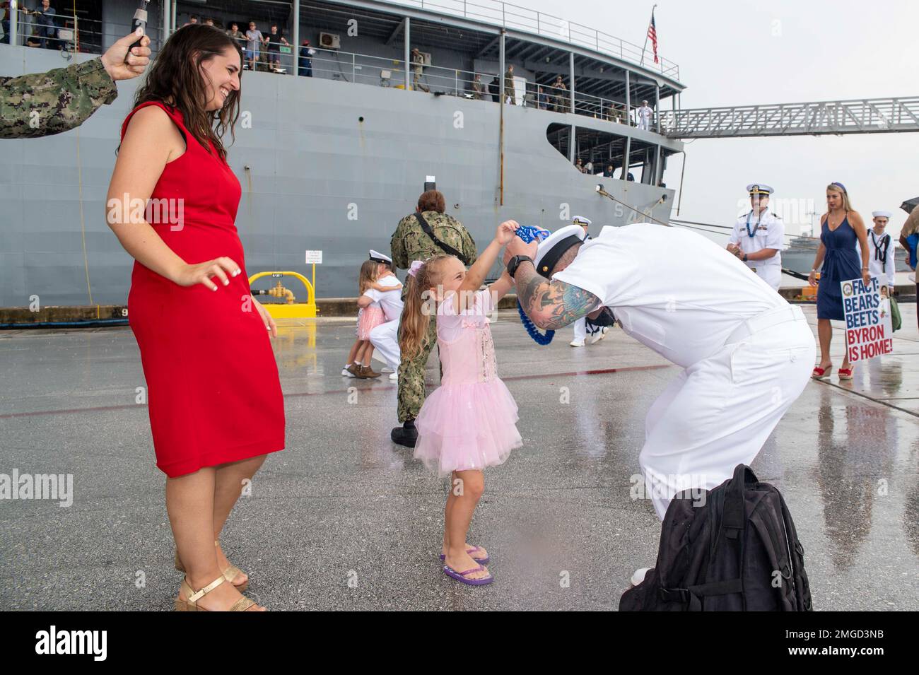 APRA HARBOR, Guam (Aug. 23, 2022) – Chief Gunner’s Mate Peter Lussier ...