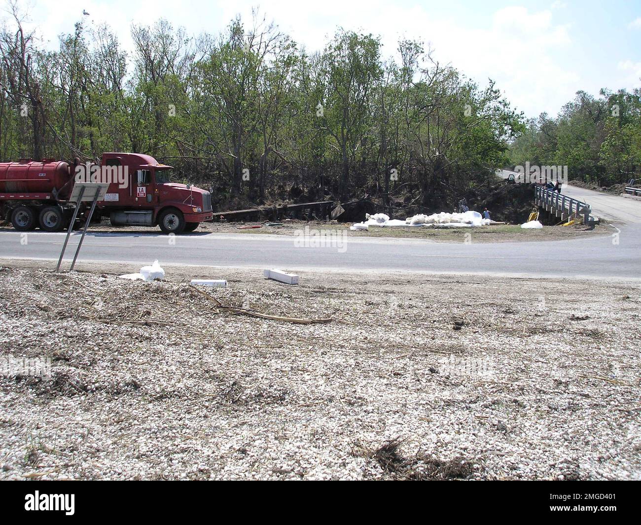 Pollution - ESU St. Louis Response - Miscellaneous - 26-HK-255-46. Hurricane Katrina Stock Photo ...