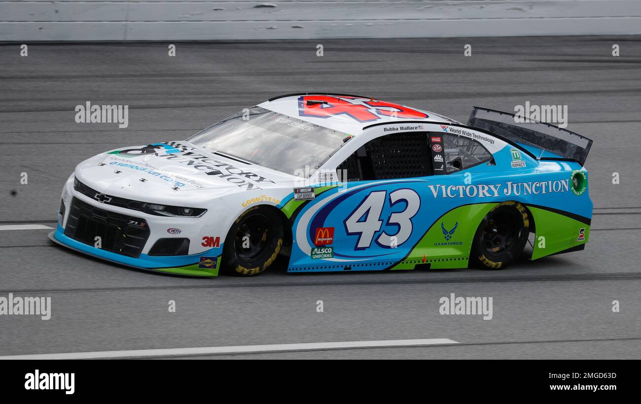 Bubba Wallace (43) runs during a NASCAR Cup Series auto race at ...