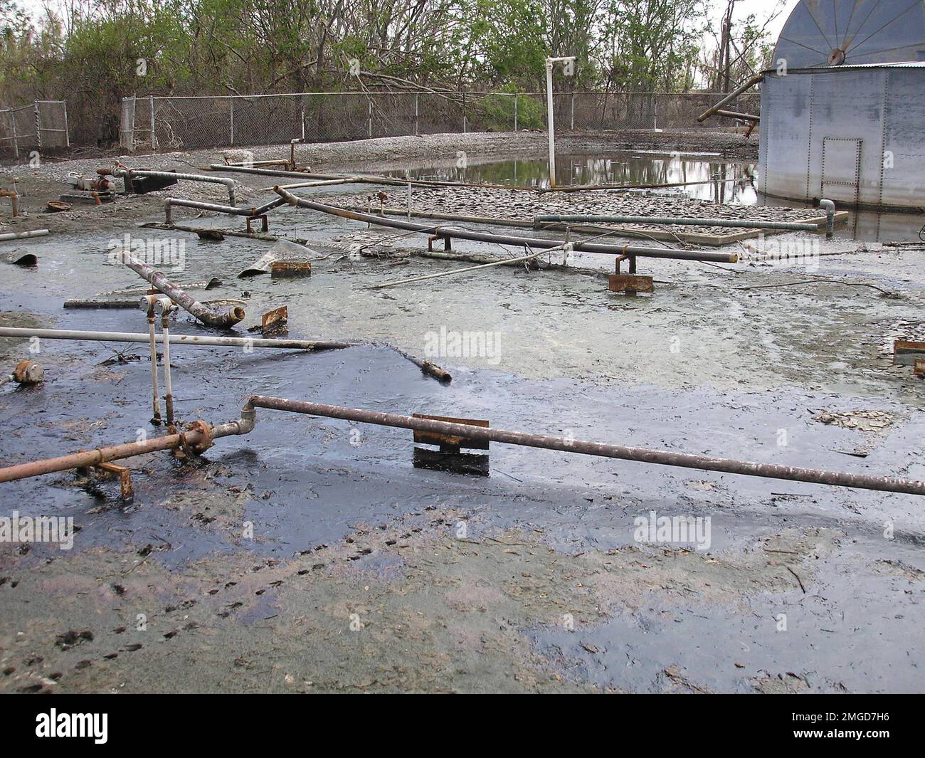Pollution - ESU St. Louis Response - Miscellaneous - 26-HK-255-59 ...