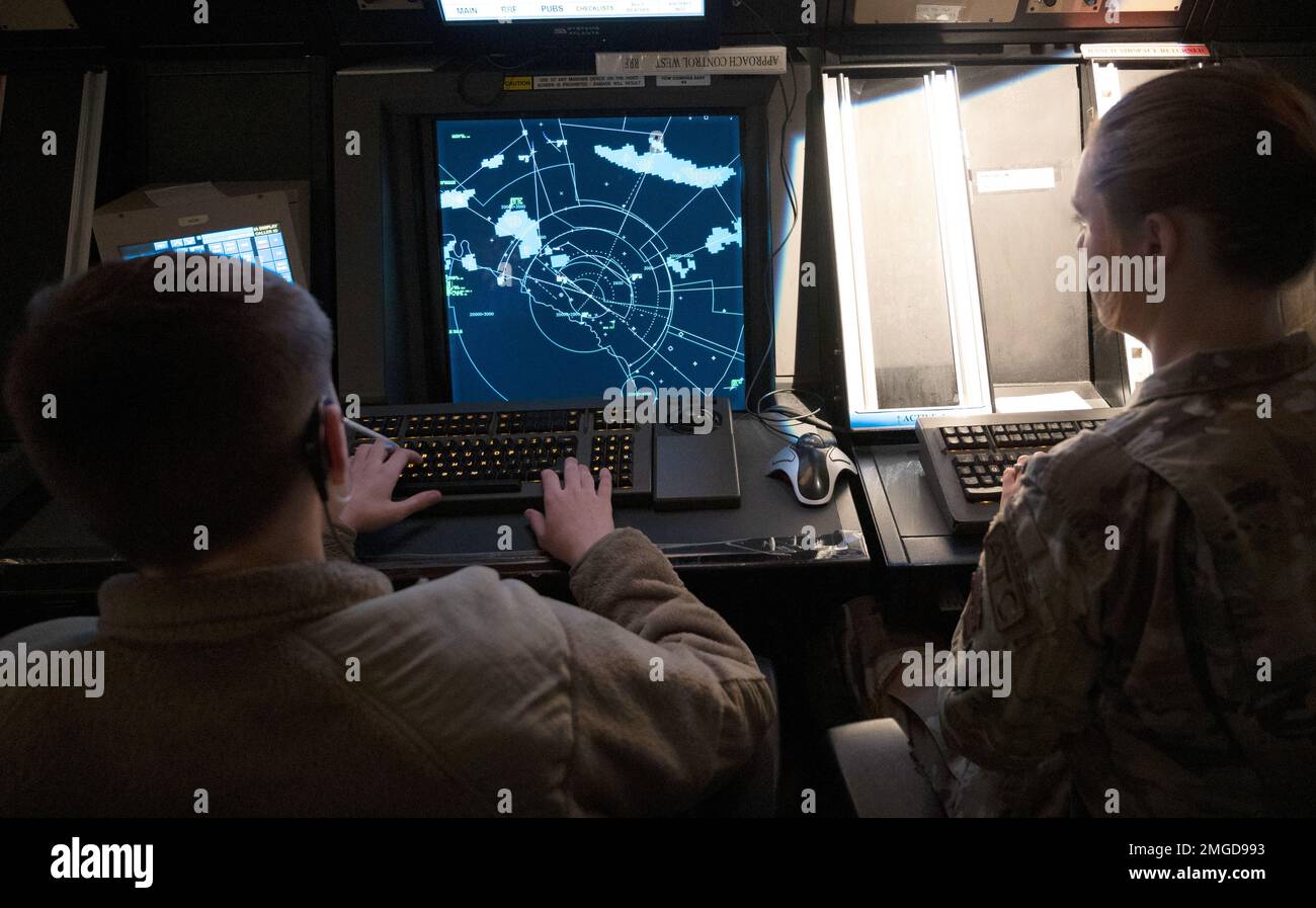 Approach control facility hi-res stock photography and images - Alamy