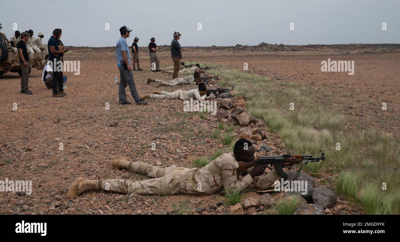 AGADEZ, Niger - U.S. Air Force Air Advisors from the 409th ...