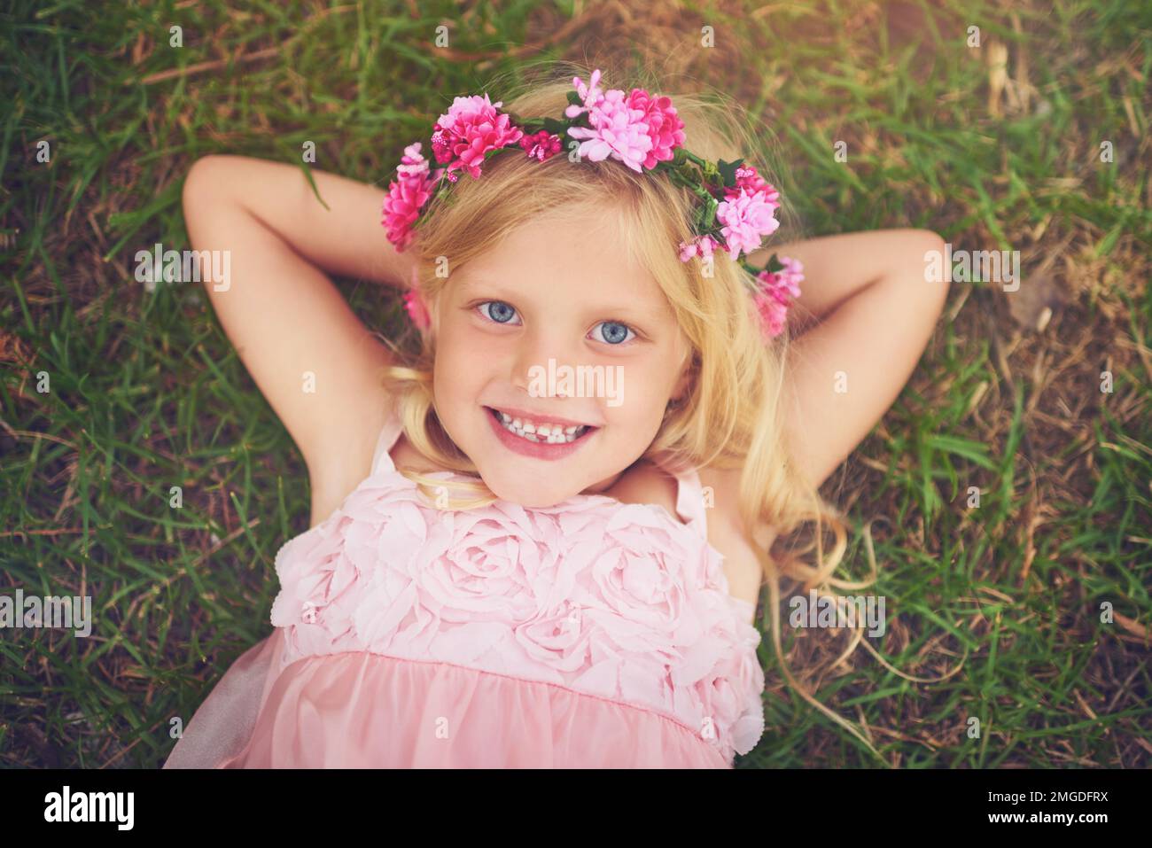 Relaxing girl laid back hi-res stock photography and images - Alamy